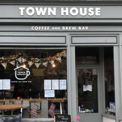 Town House Coffee and Brew Bar - My Vegan Town